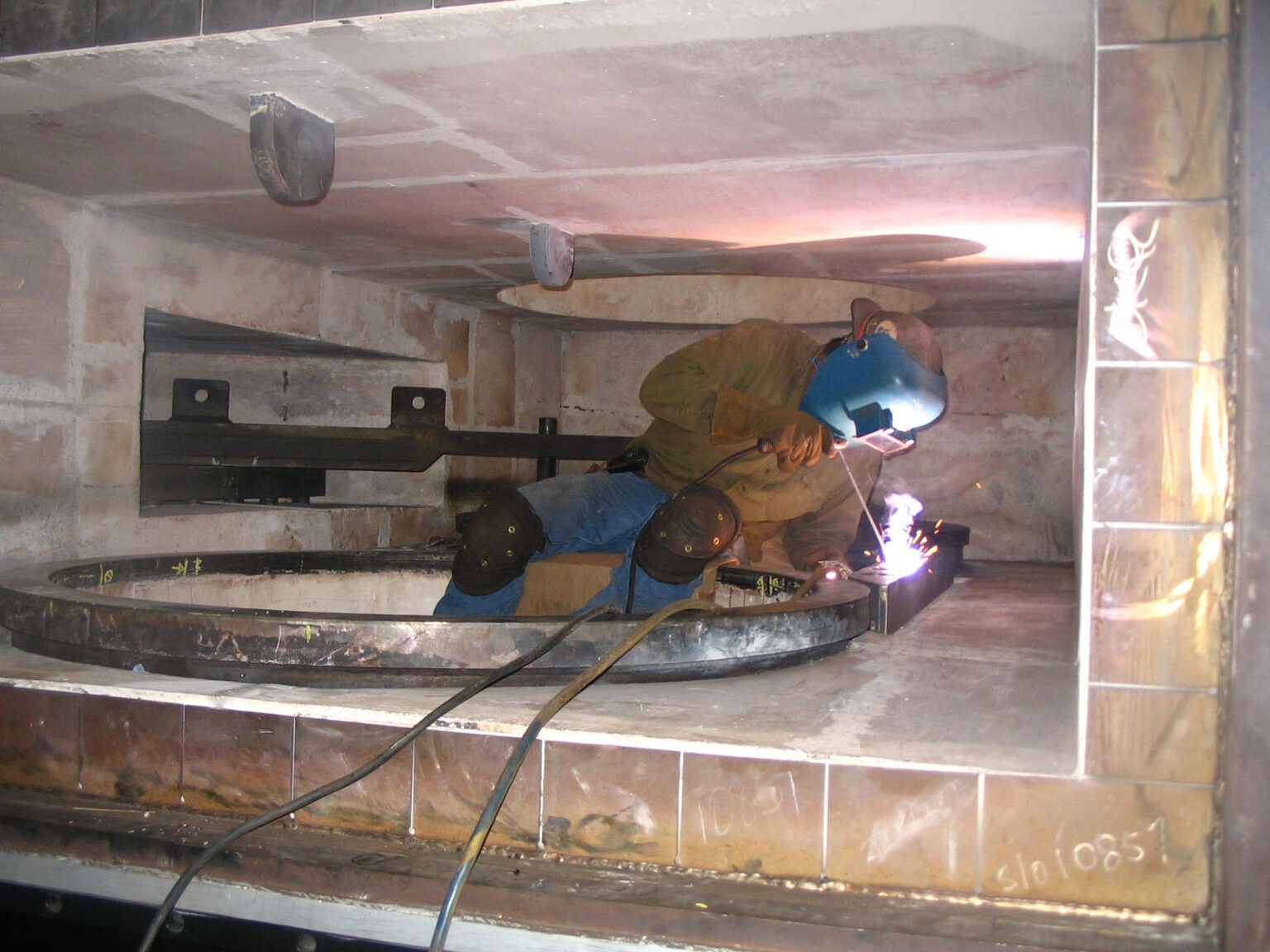 FCCU Flue Gas Diverter Valves - TapcoEnpro